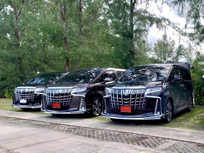 Alphard Car Rental Phuket Luxury VVIP Service